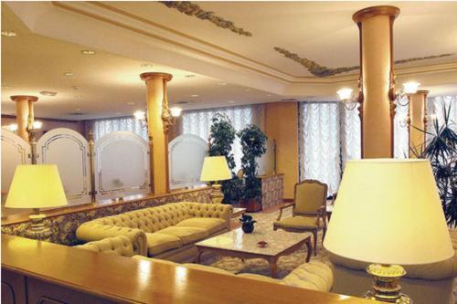 Hotel Riu Fluviá, Olot. Desde 101.36€ - Central de Reservas