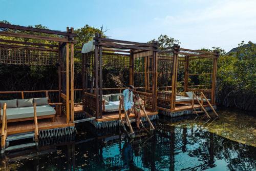 Hotel Shibari Tulum - Restaurant & Cenote Club, Tulum. Desde 305.65 ...