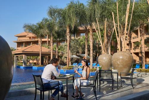 Hotel Dusit Thani LakeView Cairo, El Cairo. Desde 254.21 ...