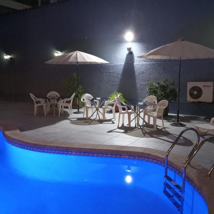 Hotel Alcala del Rio, Santiago de Chile. Desde 59.56€ - Central de Reservas