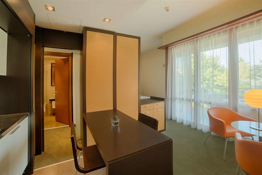Hotel NH Milano 2 Residence, Segrate - Central de Reservas
