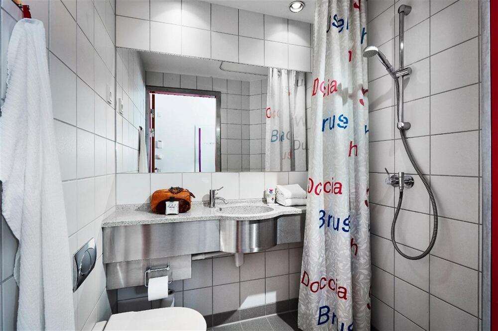 Hotel Cabinn Aarhus, Århus - Central de Reservas