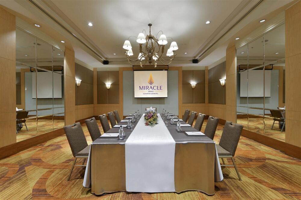 Miracle Grand Convention Hotel, Bangkok. Desde 65.38€ - Central de Reservas
