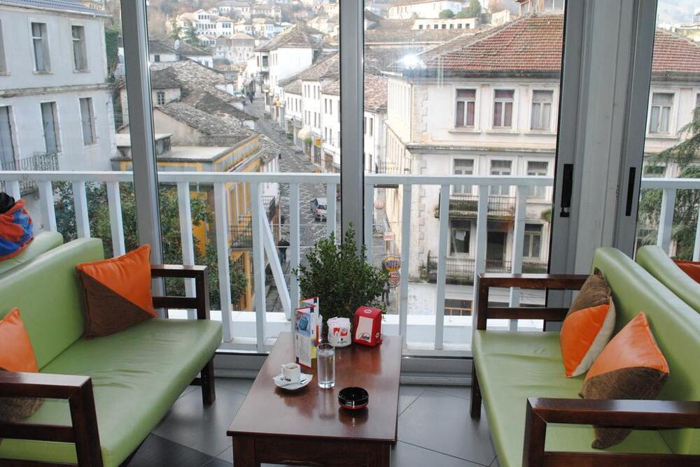 Hotel Cajupi, Gjirokastra - Central de Reservas
