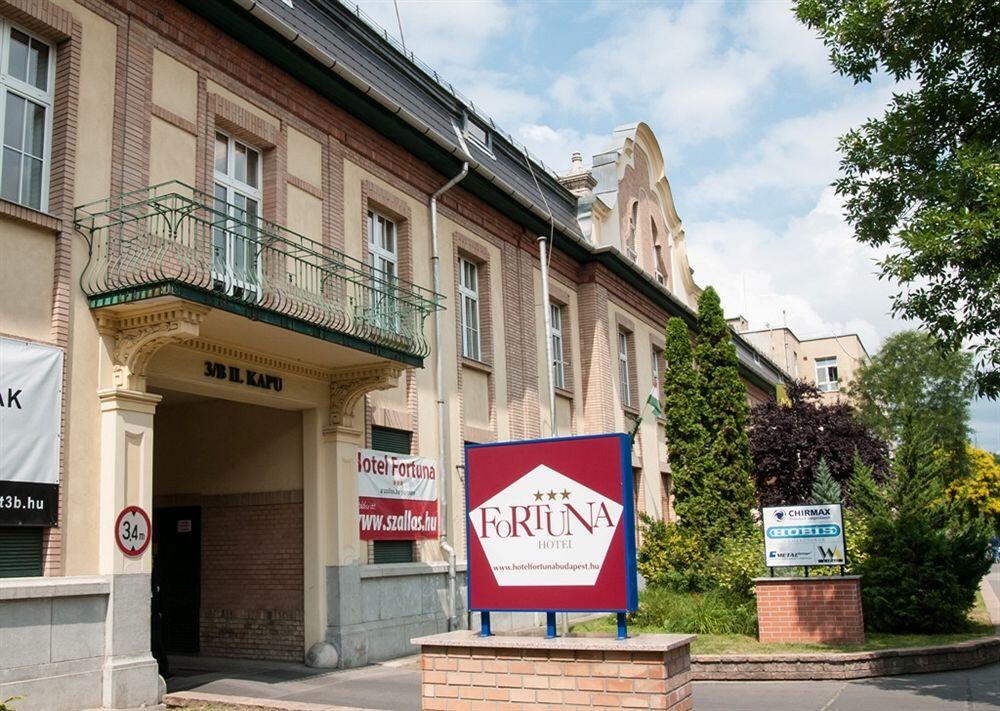 Hotel Fortuna, Budapest - Central de Reservas