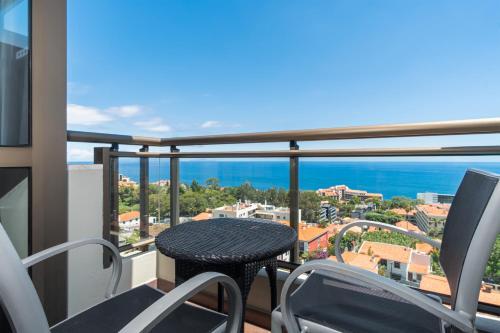 Hotel TUI Blue Gardens - Adults-only - Savoy Signature, Funchal. Desde ...