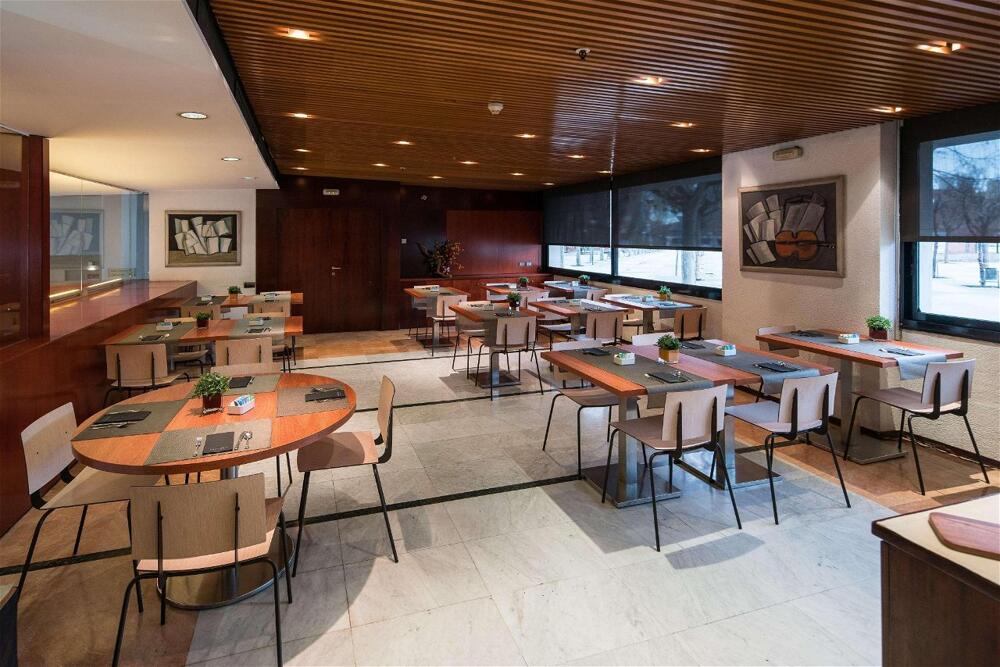 Hotel Catalonia Sabadell, Sabadell. Desde 72.95€ - Central de Reservas