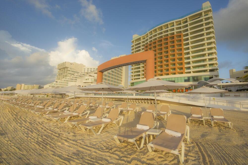 Complejo Beach Palace - All Inclusive, Cancún. Desde 333.27€ - Central ...