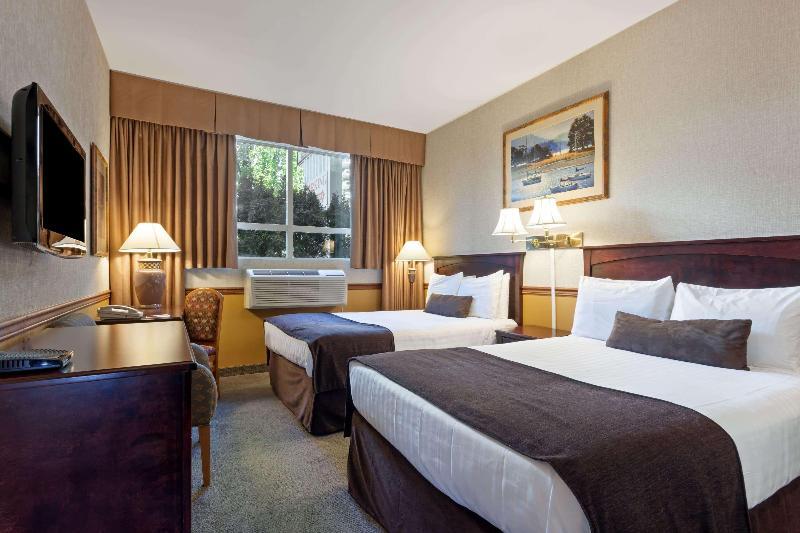 Hotel Ramada by Wyndham Vancouver Airport, Richmond - Centraldereservas.com