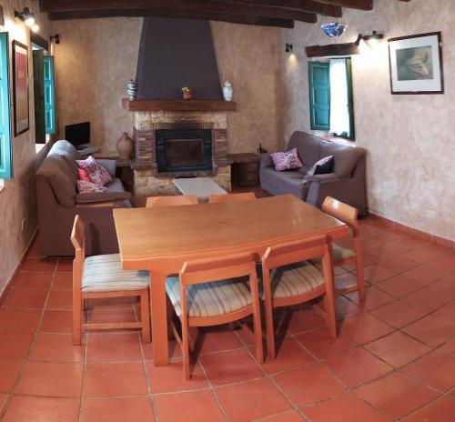 Casa Rural Casa del Camping, Castrojeriz - Centraldereservas.com