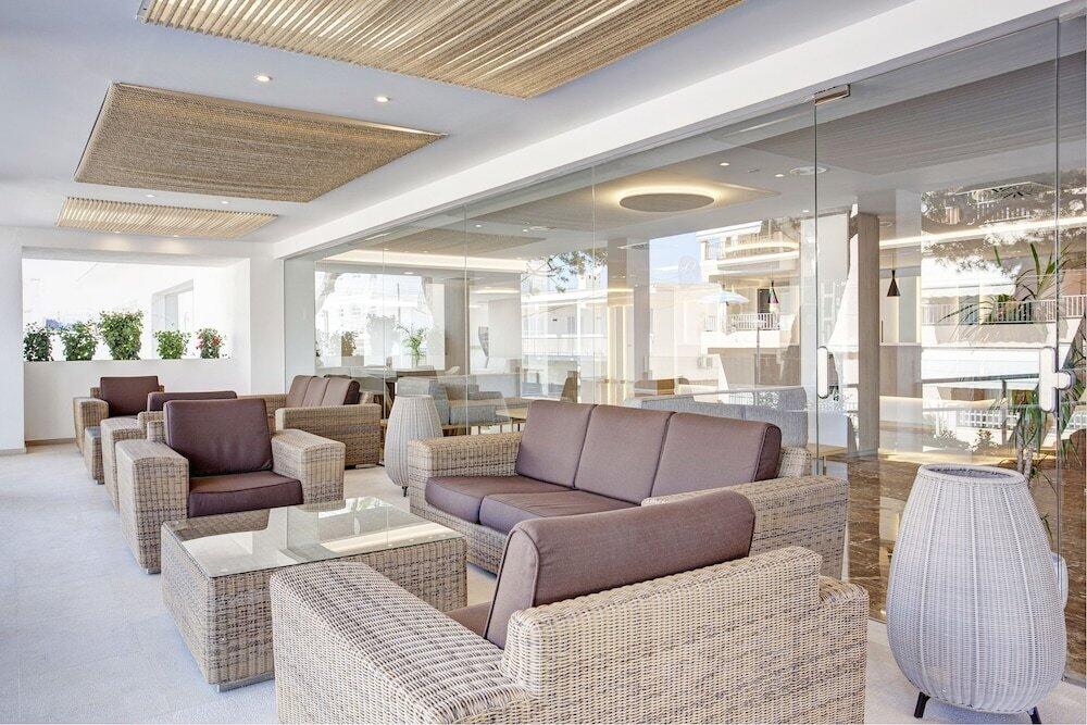 Hotel Grupotel Farrutx, Can Picafort. Desde 60.78€ - Central de Reservas