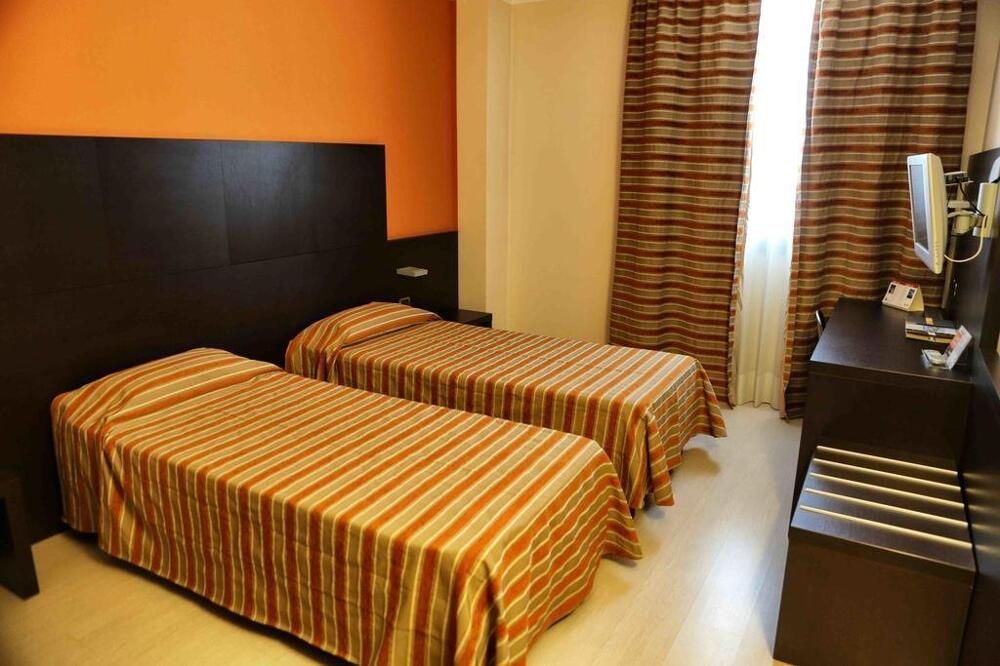 Vercelli Palace Hotel, Vercelli - Centraldereservas.com