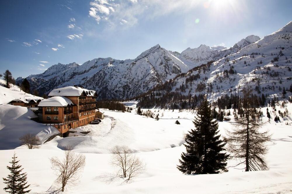 Hotel Locanda Locatori, Passo del Tonale - Centraldereservas.com