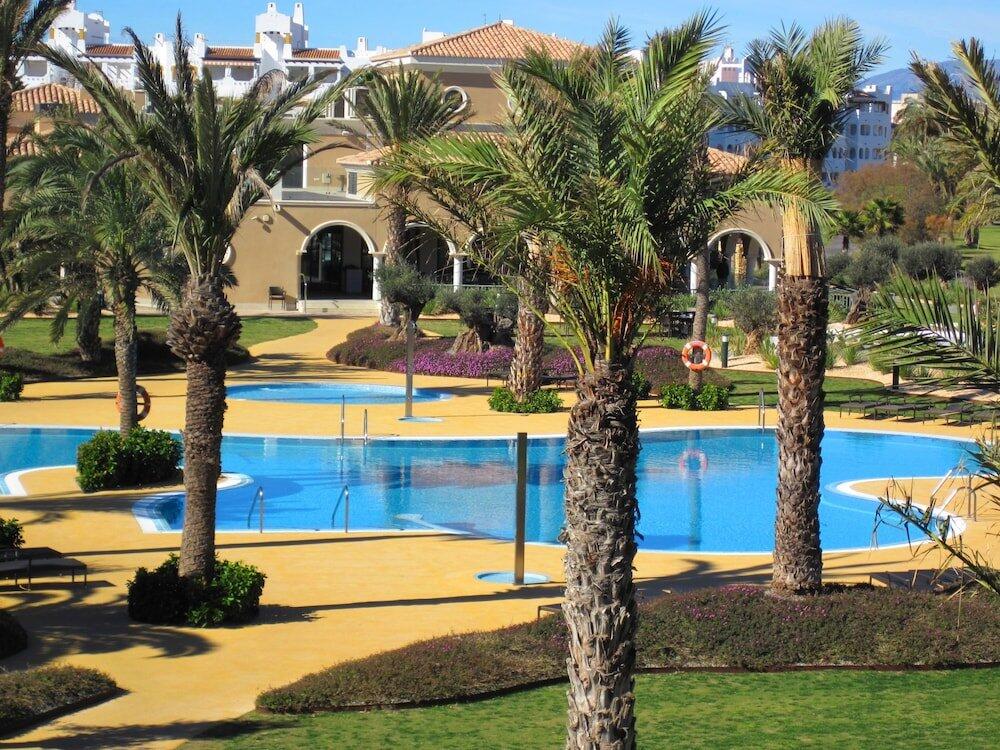 Hotel AR Golf Almerimar, Almerimar. Desde 120.25€ - Central de Reservas