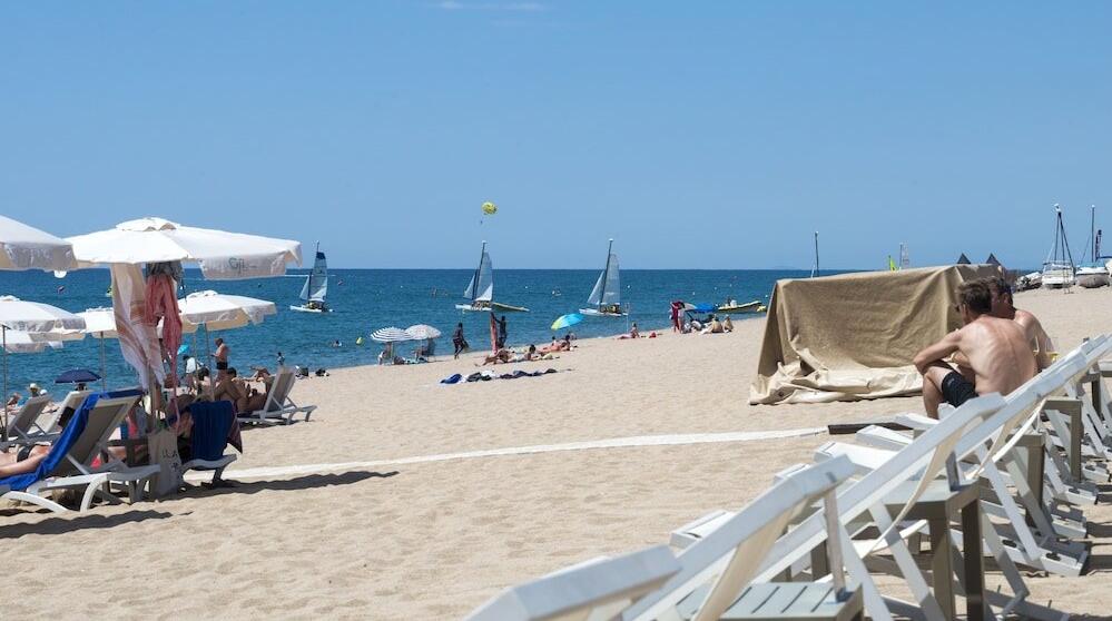 Hotel Mar i Sol, Calella. Desde 35.59€ - Centraldereservas.com