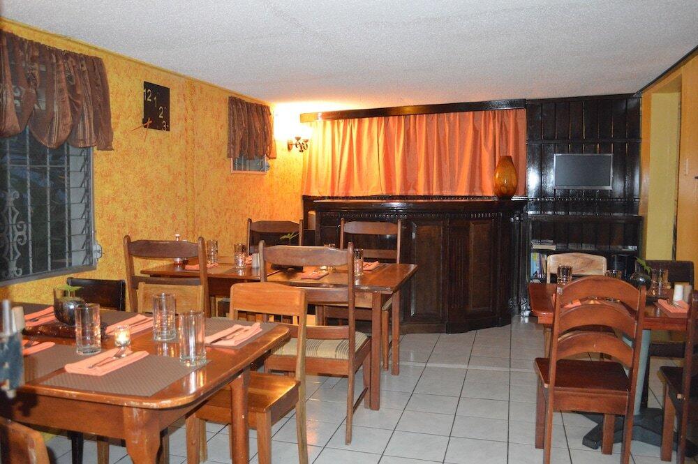 El Rey Hotel, Belmopán - Central de Reservas