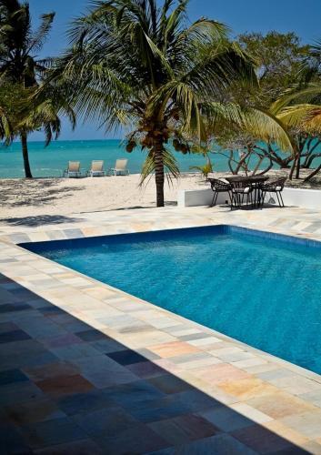 Hotel Agua Azul Beach Resort, Barú - Central de Reservas