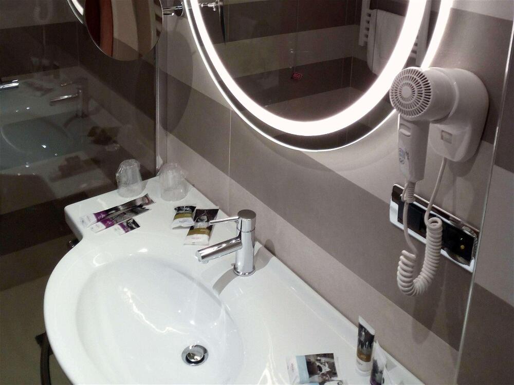 Hotel Mercure Rome Leonardo da Vinci Airport, Fiumicino - Reserving