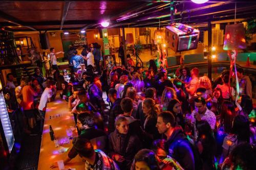 Wild Rover Hostel Huacachina, Ica - Central de Reservas