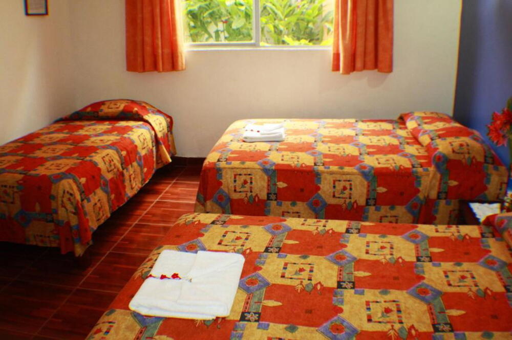 Hotel Casablanca, Puerto Escondido. Desde 48.95€ - Centraldereservas.com