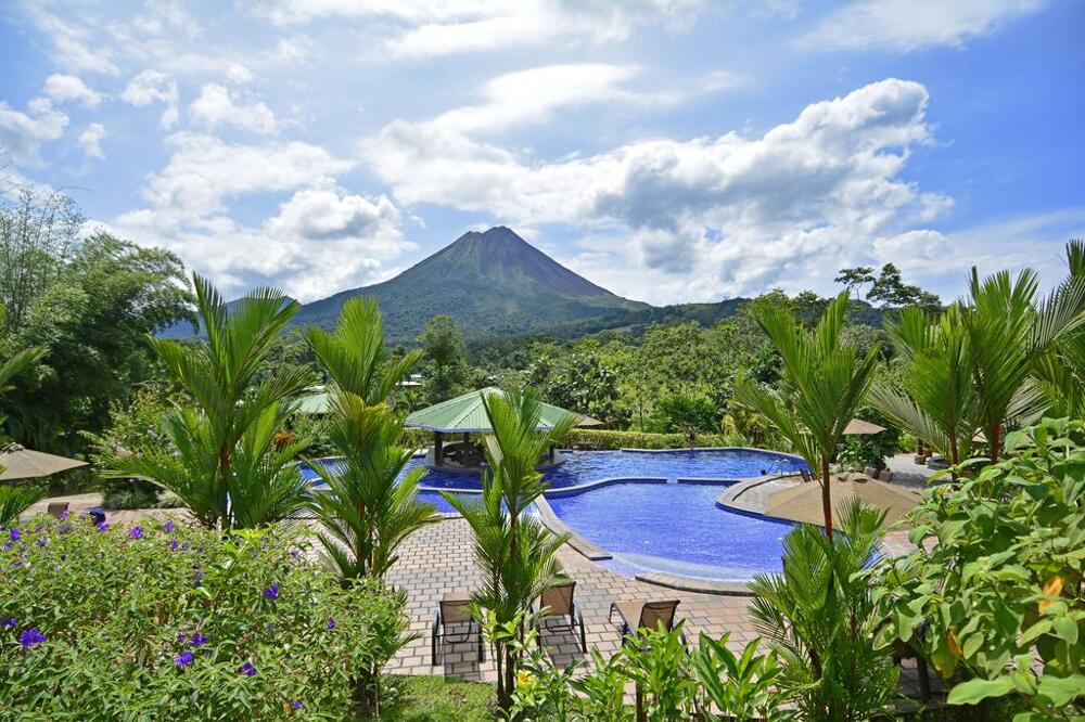Hotel Arenal Manoa Resort & Hot Springs, La Fortuna - Reserving