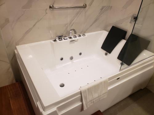 Hotel Lexus, Lima. Desde 41.91€ - Central de Reservas