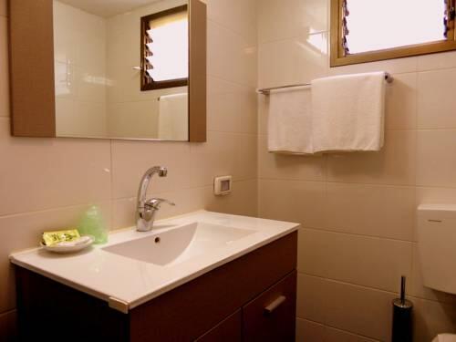 Hotel Degania Bet Kibbutz Country Lodging, Kinneret - Reserving