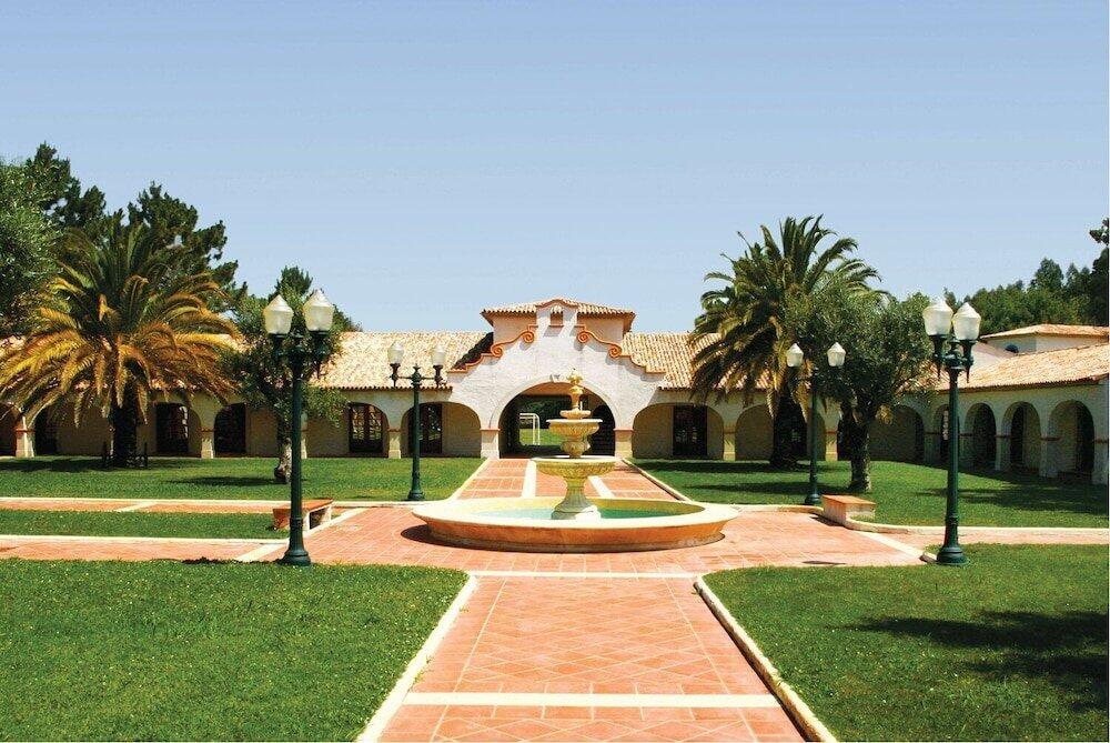 Hotel Herdade Lago Real, Mira. Desde 76.51€ - Centraldereservas.com