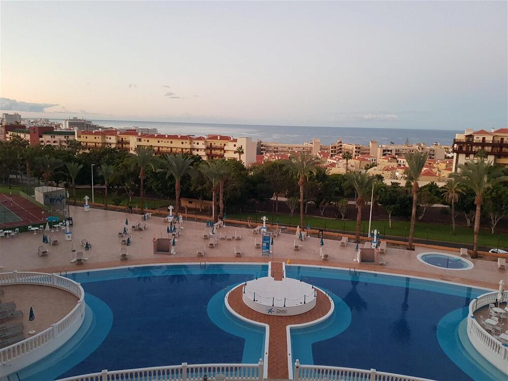 Hotel Chatur Playa Real Resort, Adeje. Desde 172€ - Centraldereservas.com