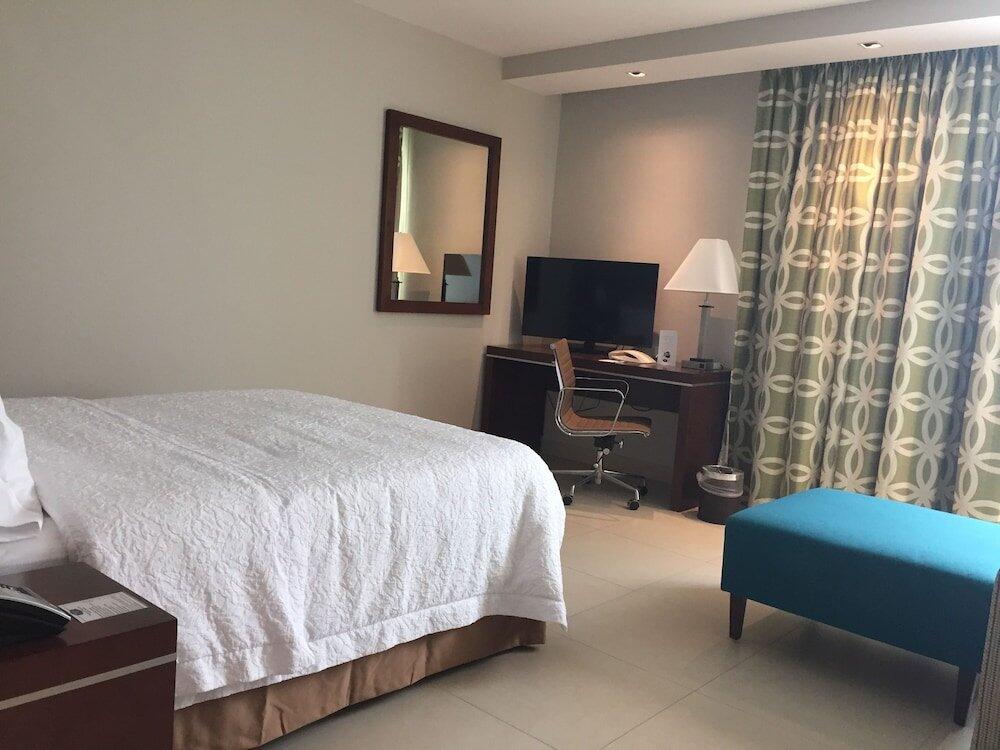 Hotel Hampton Inn by Hilton Merida, Mérida - Centraldereservas.com