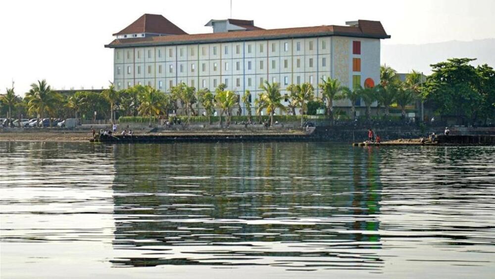 Singaraja Hotel - CHSE Certified, Singaraja - Central de Reservas