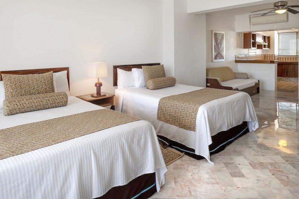 Complejo Vamar Vallarta All Inclusive Marina and Beach Resort, Puerto ...