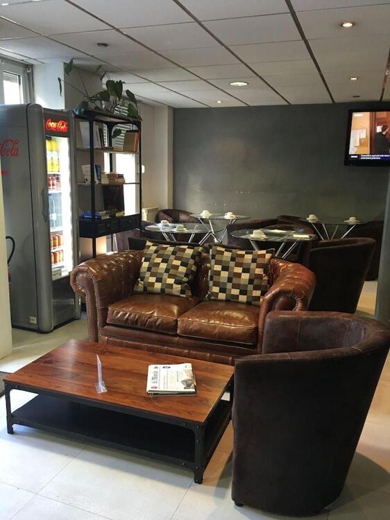 Hotel Tipi, París - Central de Reservas