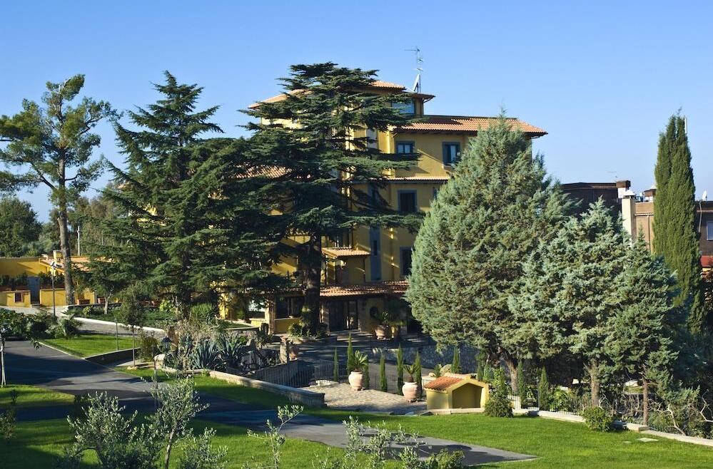 Green Hotel Poggio Regillo, Frascati - Centraldereservas.com