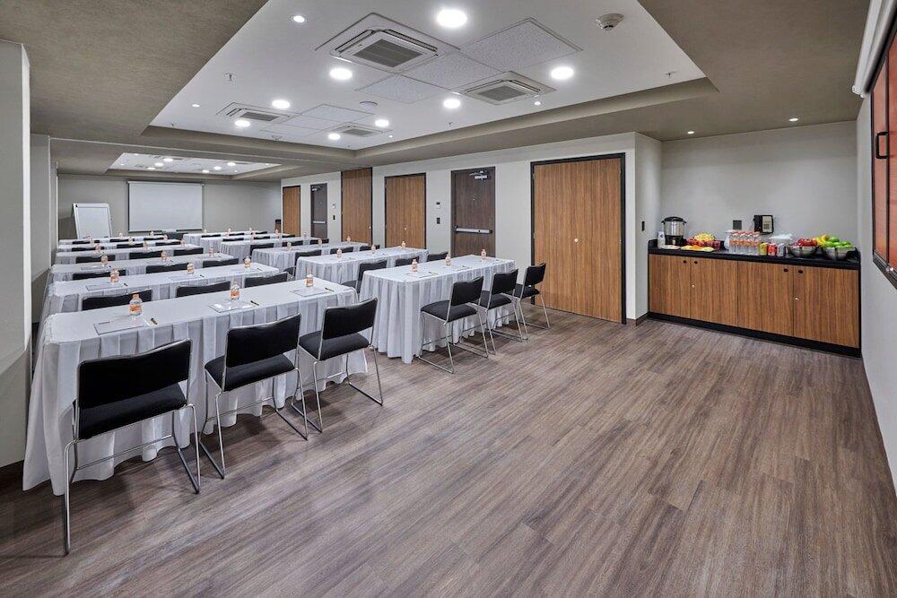 Hotel City Express Ensenada, Ensenada - Centraldereservas.com