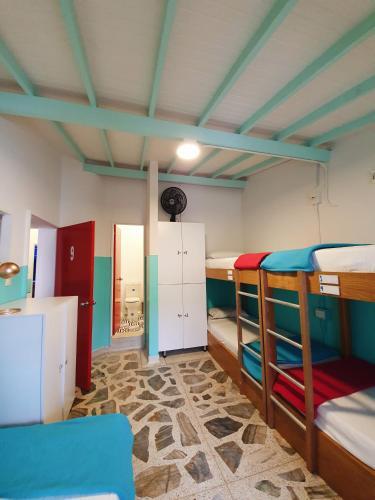 La Playa Hostel & Rooftop, Medellín - Central de Reservas