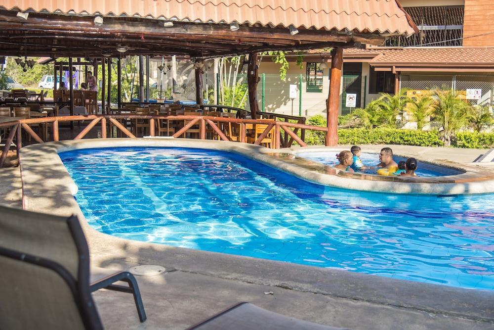 Hotel Nacazcol - Playas del Coco, Playas del Coco. Desde 76.81 ...