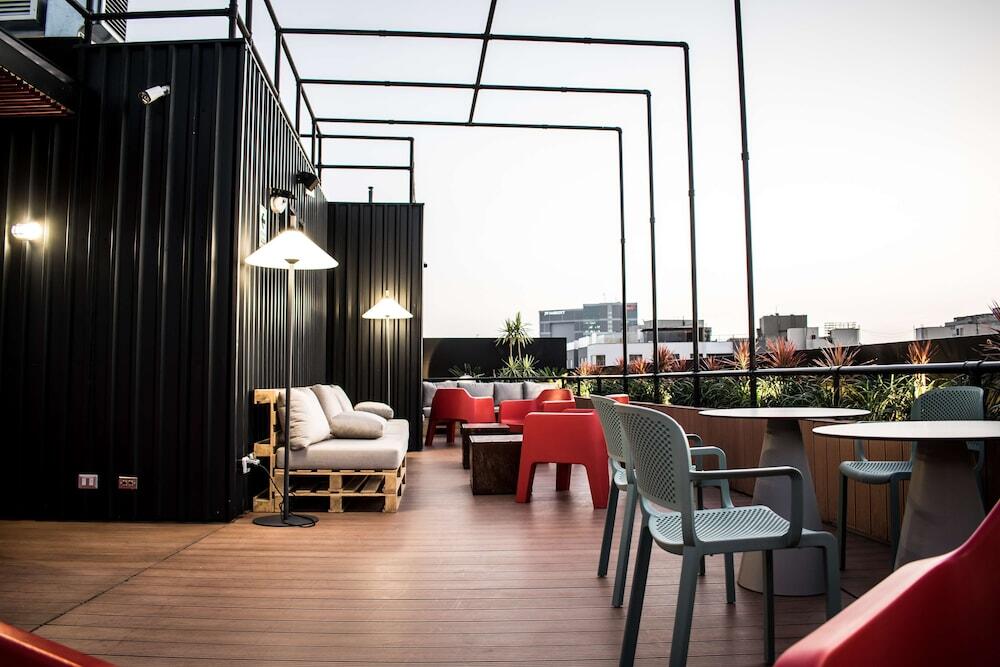 Hotel Radisson Red Miraflores, Lima. Desde 80.29€ - Central de Reservas