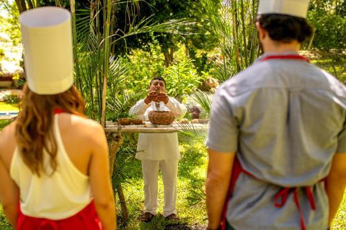 Mayaland Hotel & Bungalows, Chichen Itza - Central de Reservas