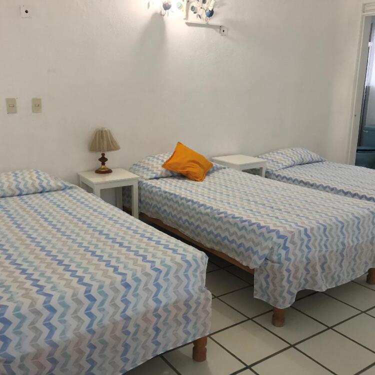 Casa Mexicana La Reyna, Manzanillo - Central de Reservas