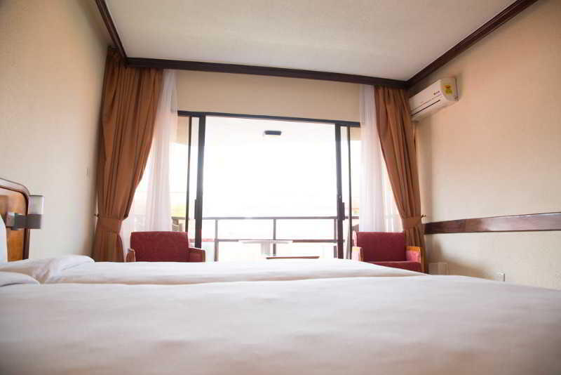 Hotel Elmina Beach Resort, Elmina - Central de Reservas