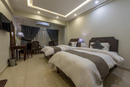 Envoy Continental Hotel, Islamabad - Central de Reservas