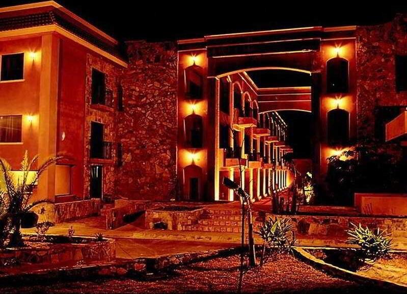 Hotel Hacienda Cola de Caballo , Monterrey - Centraldereservas.com
