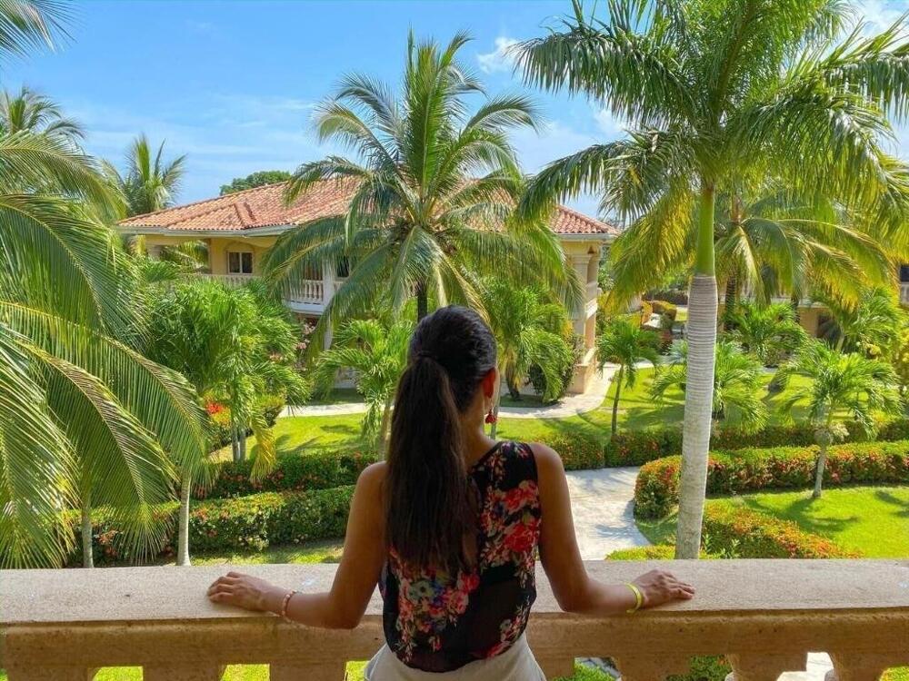 Hotel La Ensenada Beach Resort, Tela - Central de Reservas