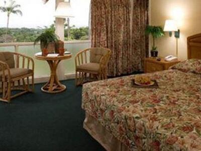 Hotel Makaha Resort and Golf Club, Honolulu - Reserving.com