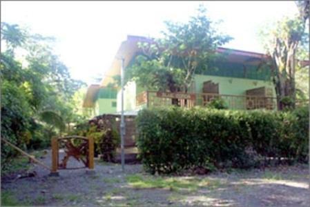 Hotel Blue Conga, Puerto Viejo - Central de Reservas