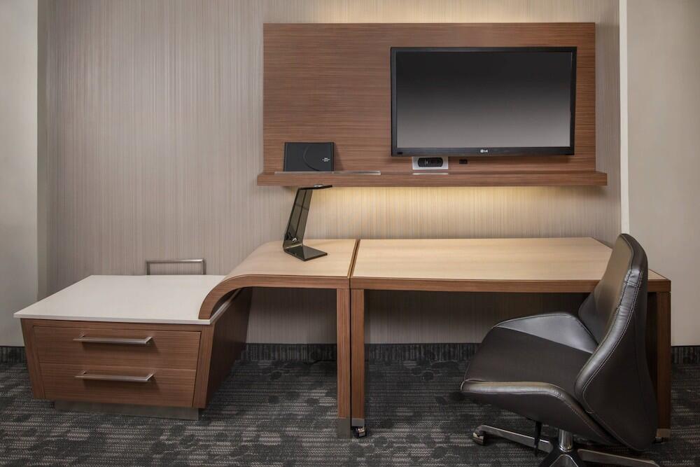 Hotel Courtyard by Marriott Mexicali, Mexicali - Central de Reservas