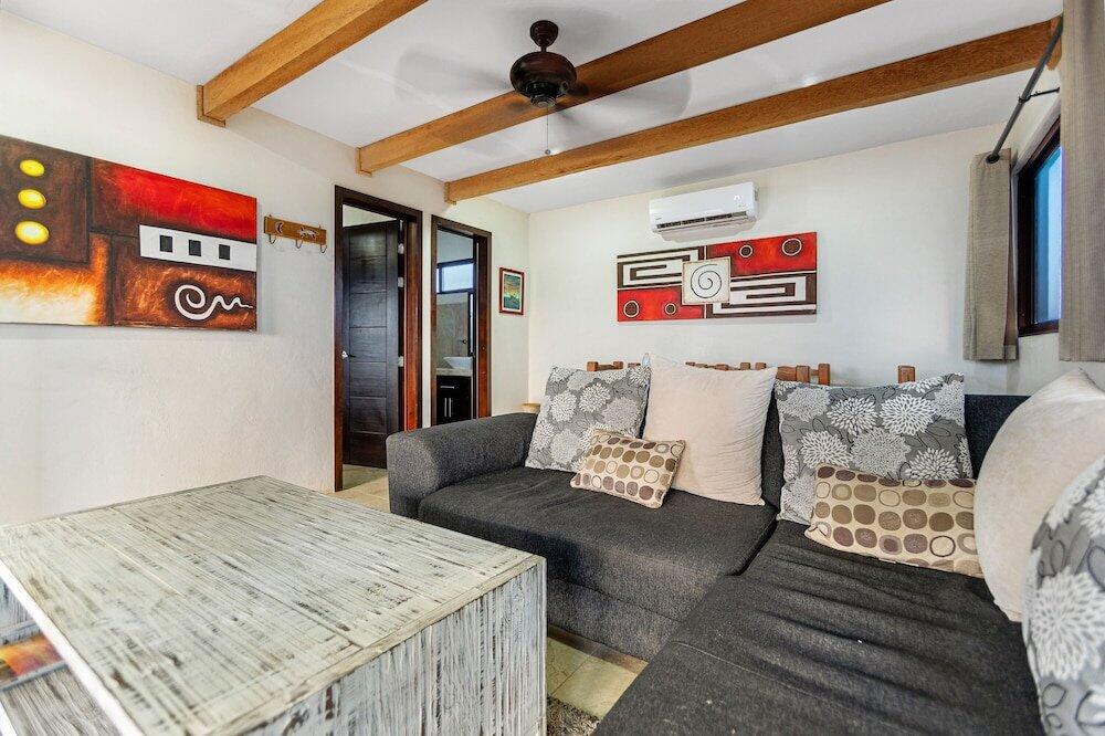 Hotel Punta Conejo Resort, Salina Cruz - Reserving