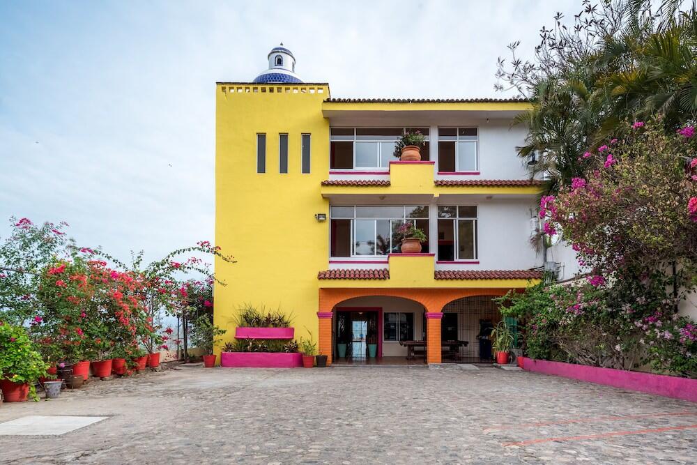 Casa María Resort, Bucerias. Desde 117.4€ - Central de Reservas