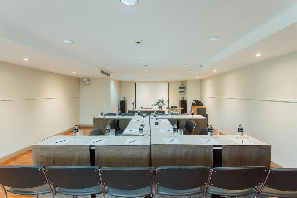 Seasons Siam Hotel, Bangkok - Central de Reservas